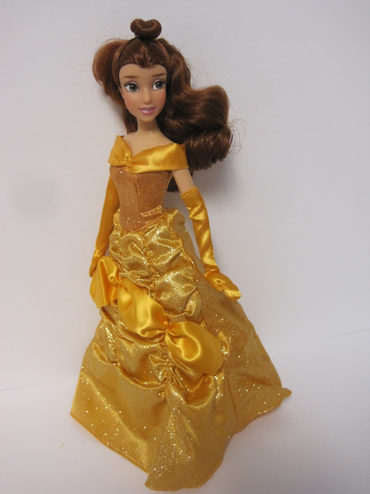 Never Grow Up: A Mom's Guide to Dolls and More: 2016 Disney Store Belle ...
