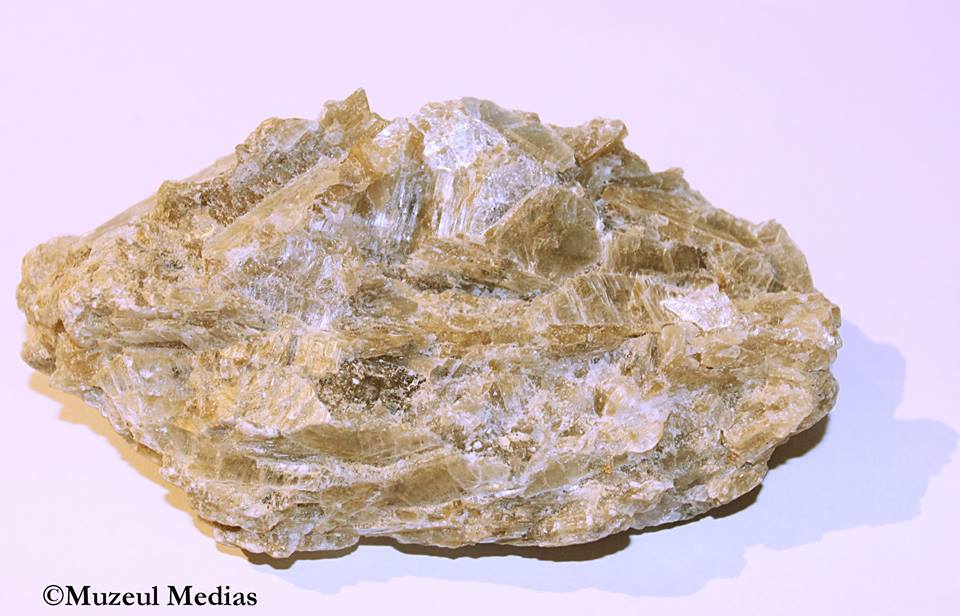 Ştiinţă pentru toţi: Obiectul săptămânii: Ghips (Mineral)