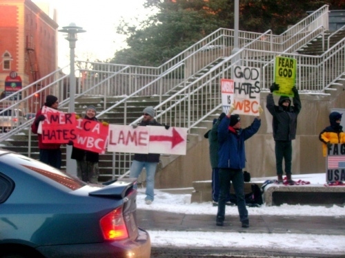 The 30 Best Anti-Westboro Baptist Church Protest Signs | Oh yes I am