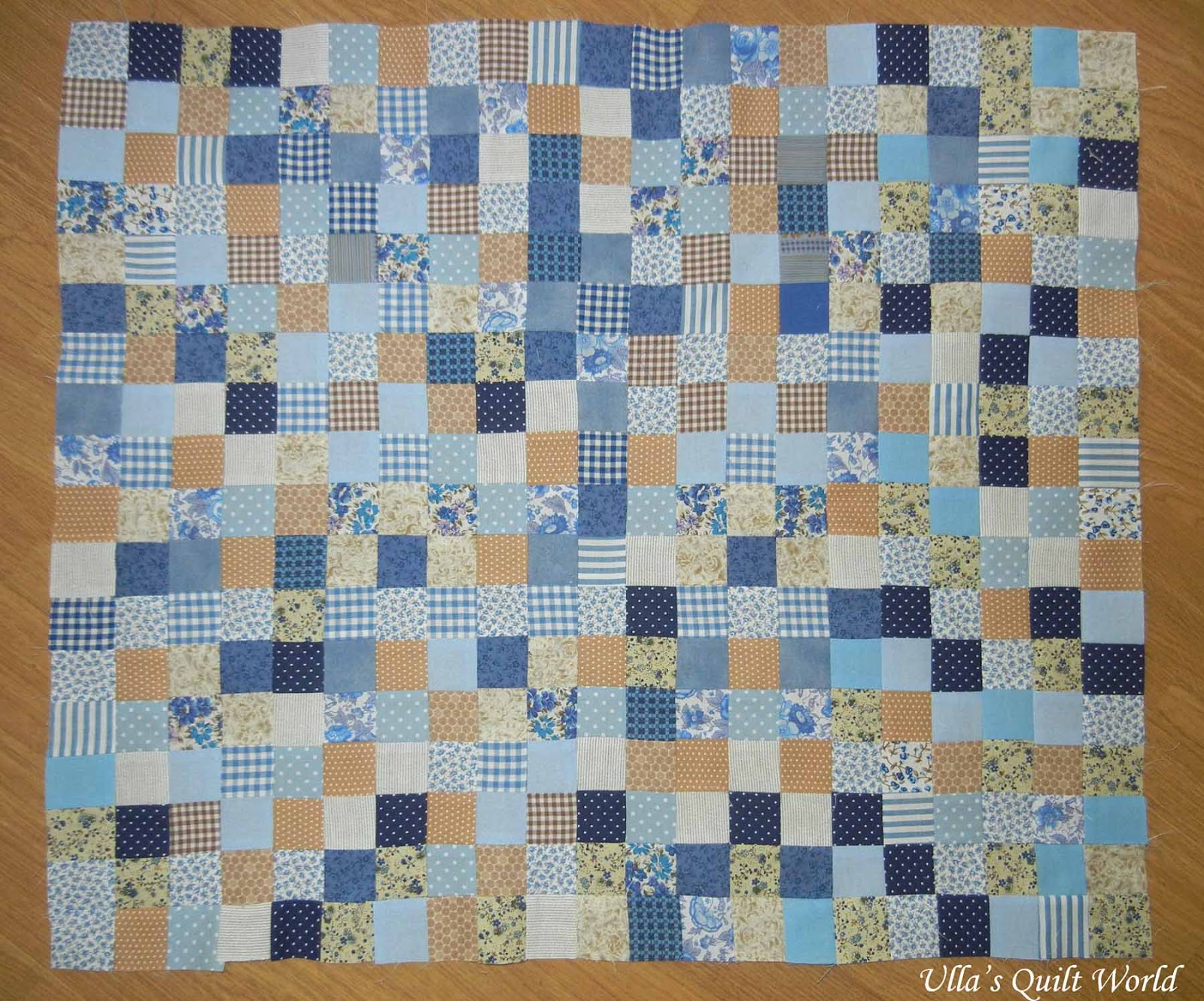 Ulla's Quilt World: Quilted Fish mug rug