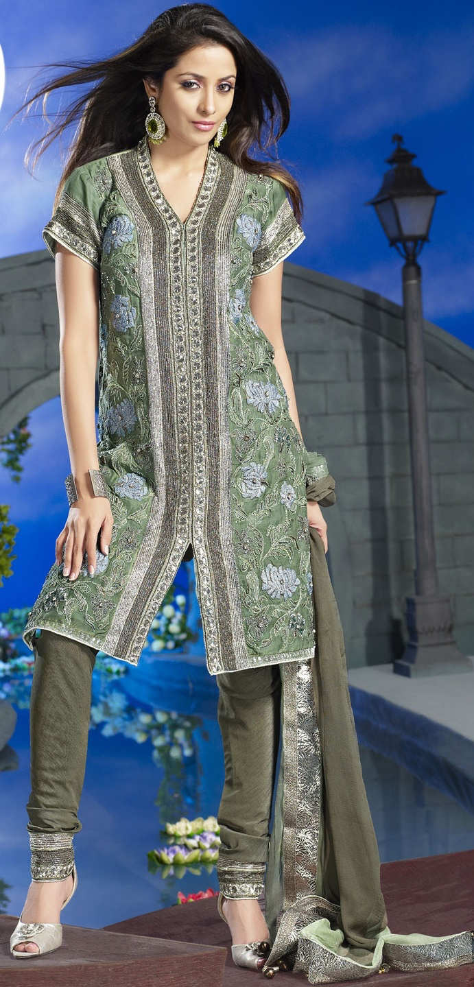 Fashion Aaj Kal: Beautiful Fashion Models in Salwar Kameez