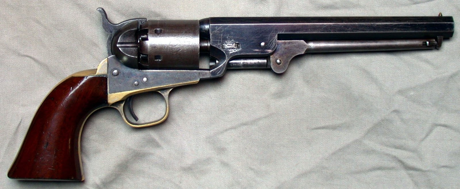 Navy Revolver