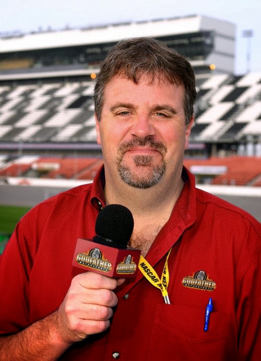 The Godfather's Blog: COMMENTARY: NASCAR Fumbles Tandem Drafting Rule