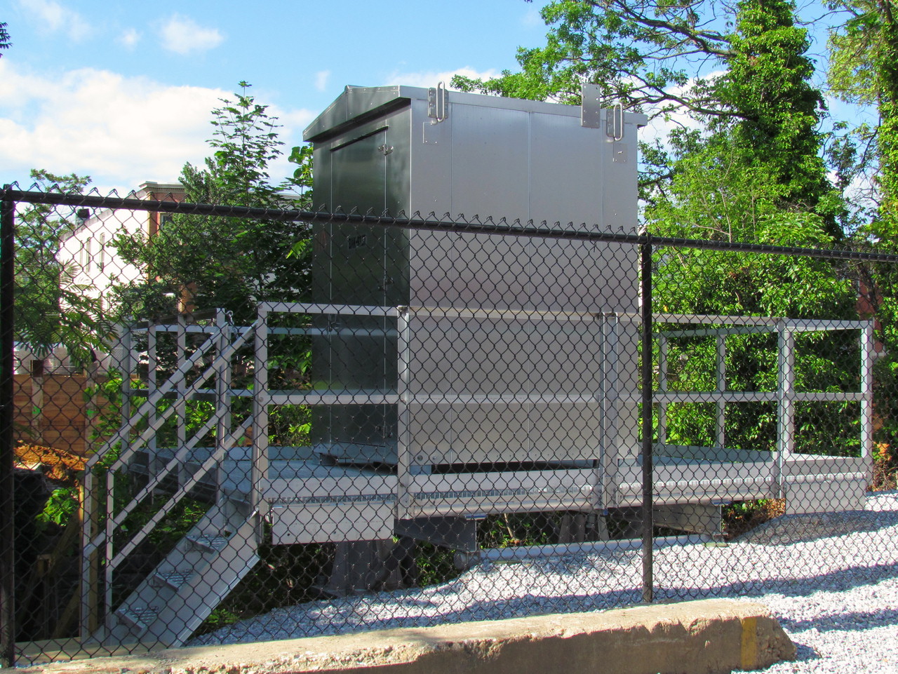 Jersey Mike's Rail Adventures: 14-04-30 PHOTOS: Bal Collapse