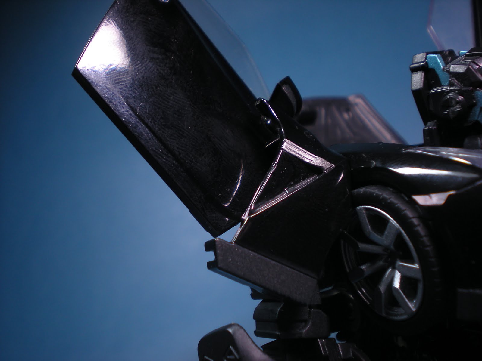 Review: [Takara Tomy] Transformers Alternity Convoy -Super Black ...