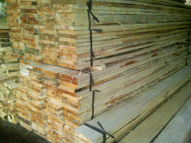 Jual Kayu: Kayu Bekisting, Kaso, Balok, Papan dan Reng