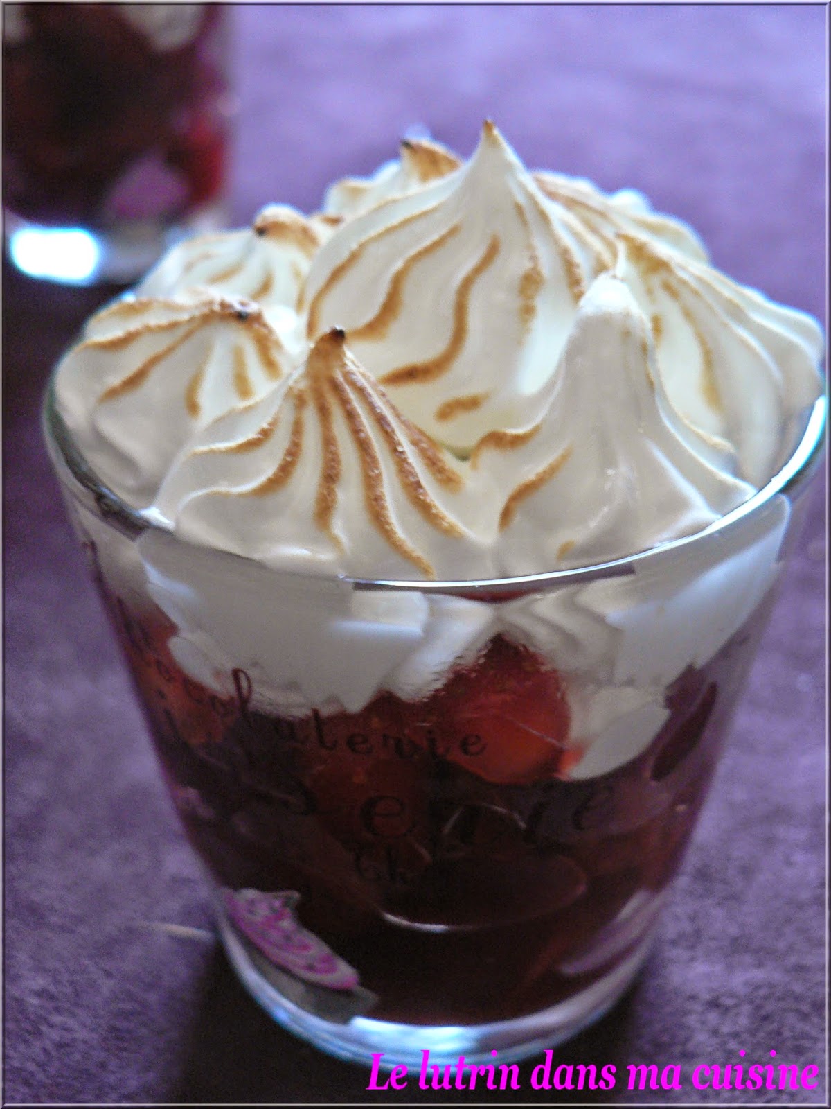 Le lutrin dans ma cuisine: VERRINES DE FRUITS ET LEUR MERINGUE BRULEE