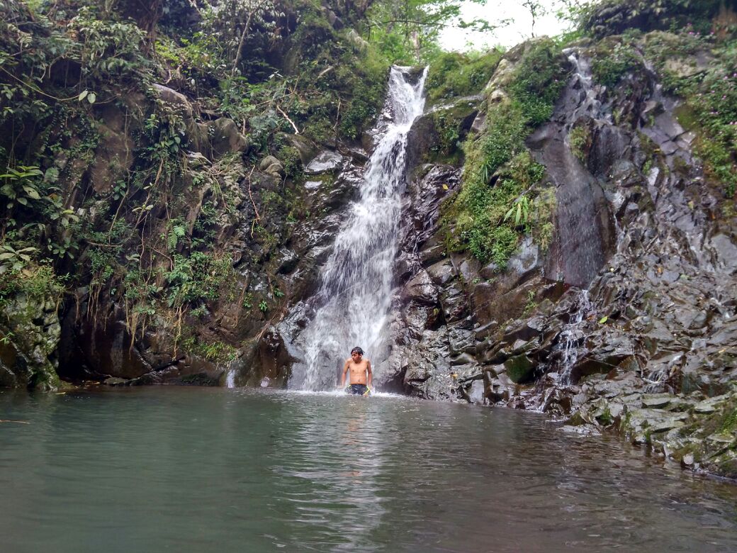 Curug Citaman kecamatan Cicurug Sukabumi - Footravelers