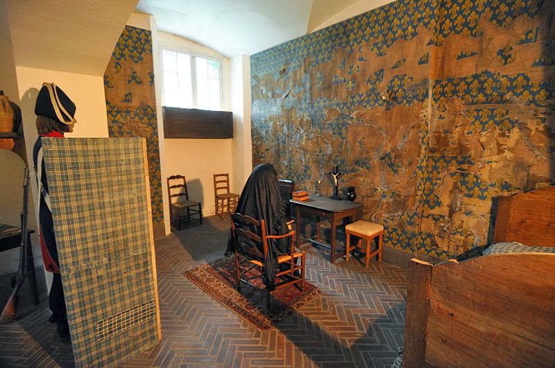 Catherine Curzon: "My Blood Alone Remains": The Execution of Marie ...