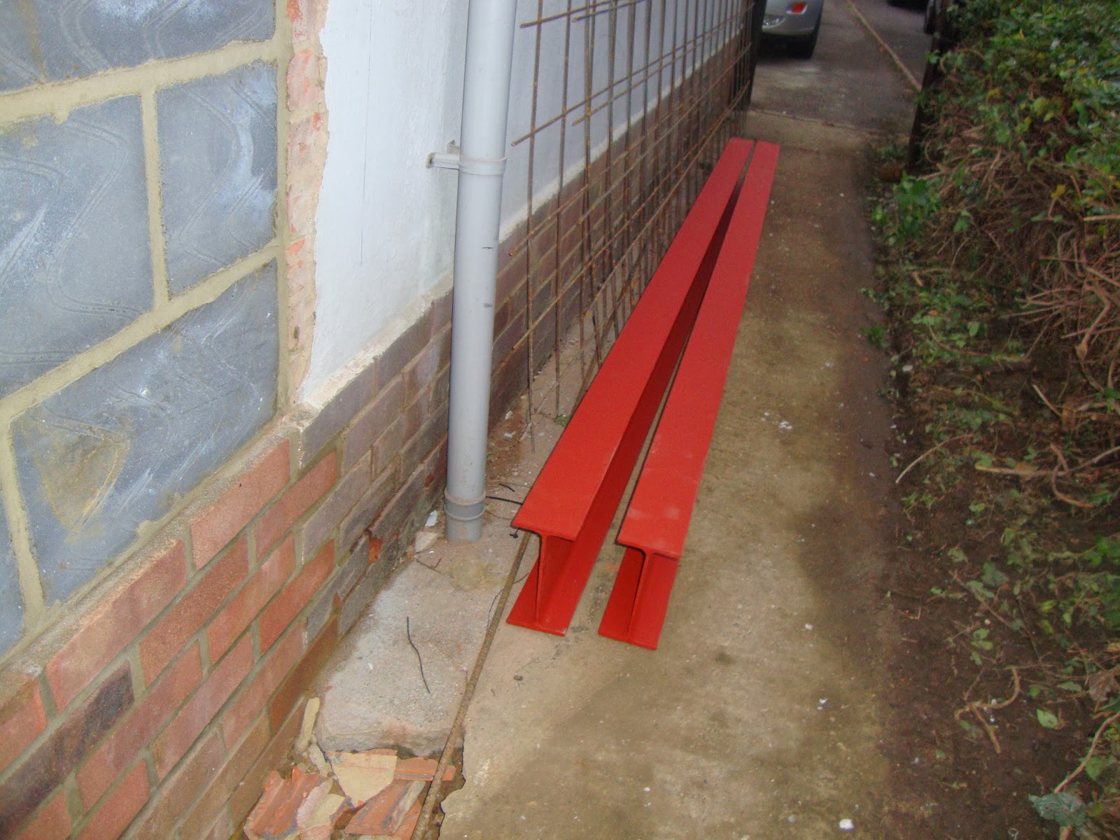 Moving to Earley: Propping the walls