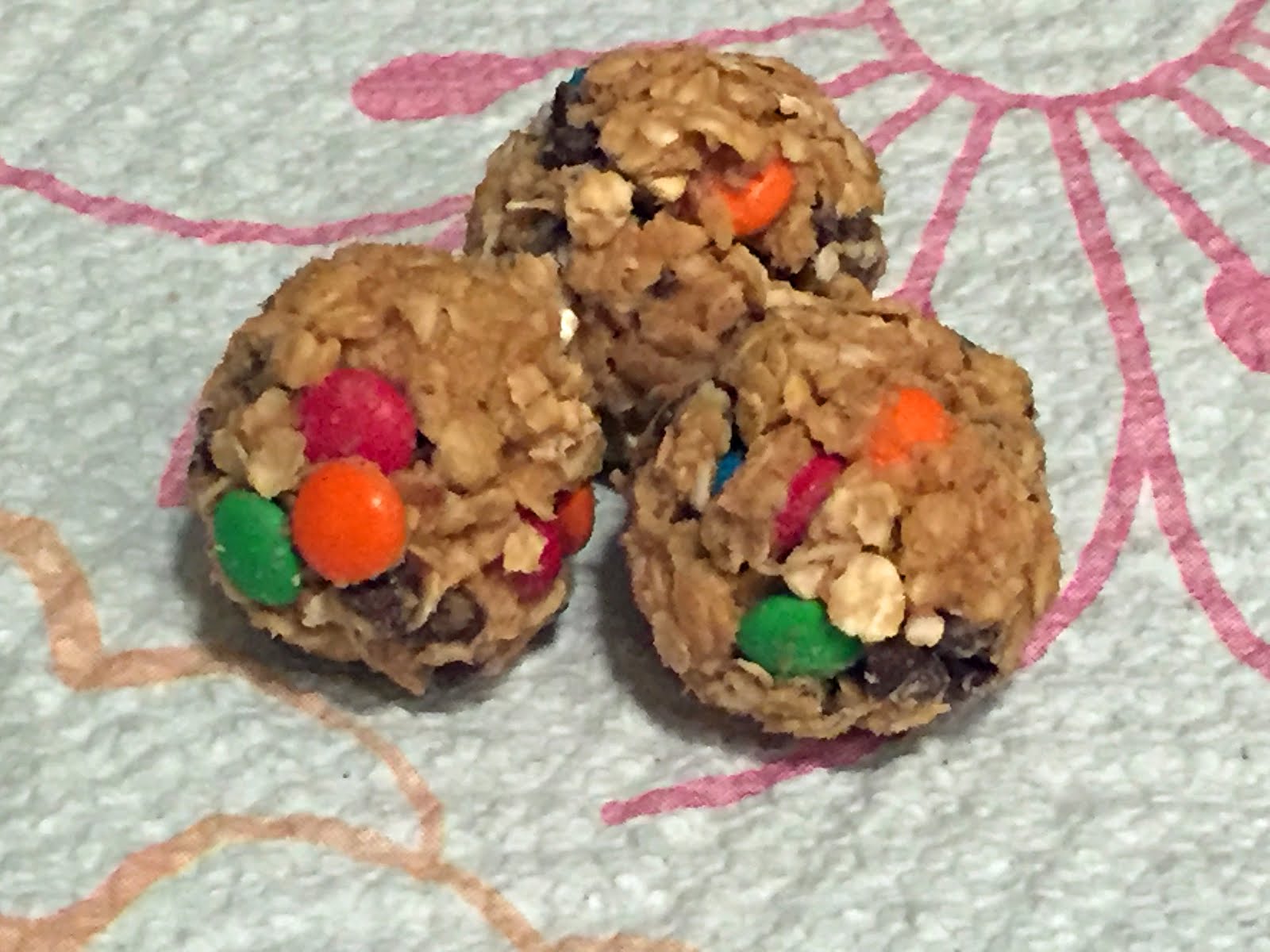 Christy Robbins: No Bake Monster Bites