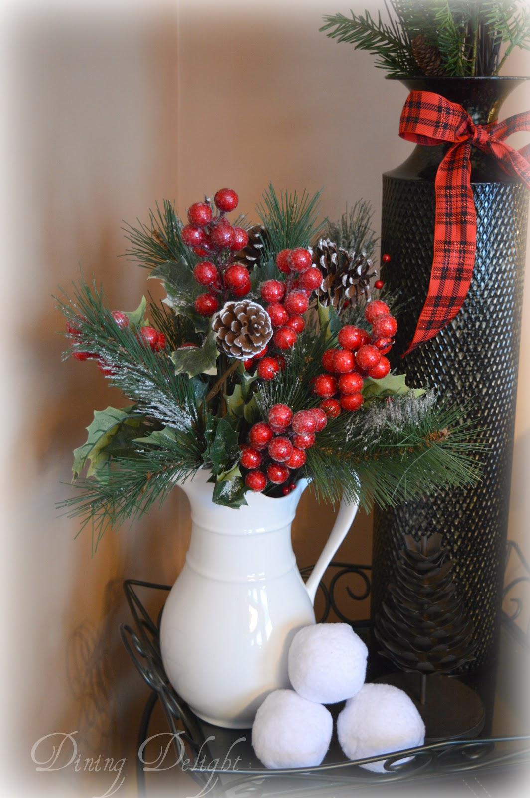 Dining Delight: Inspiration for Christmas Decorating