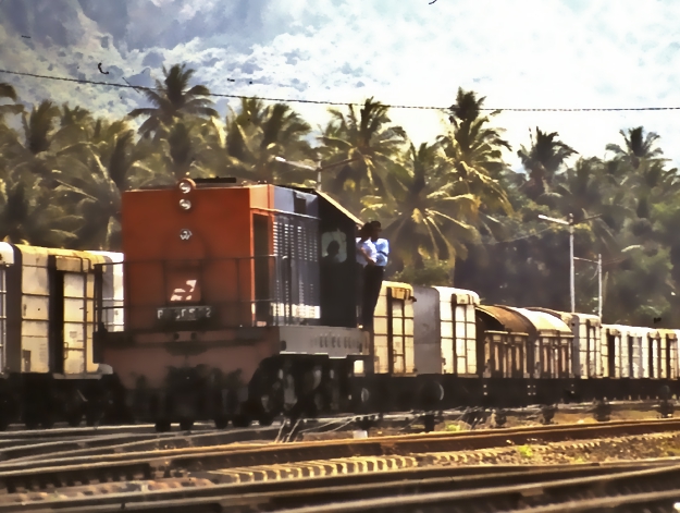 Jenis Lokomotif Kereta api Indonesia yang digunakan PT. KAI - motospes ...