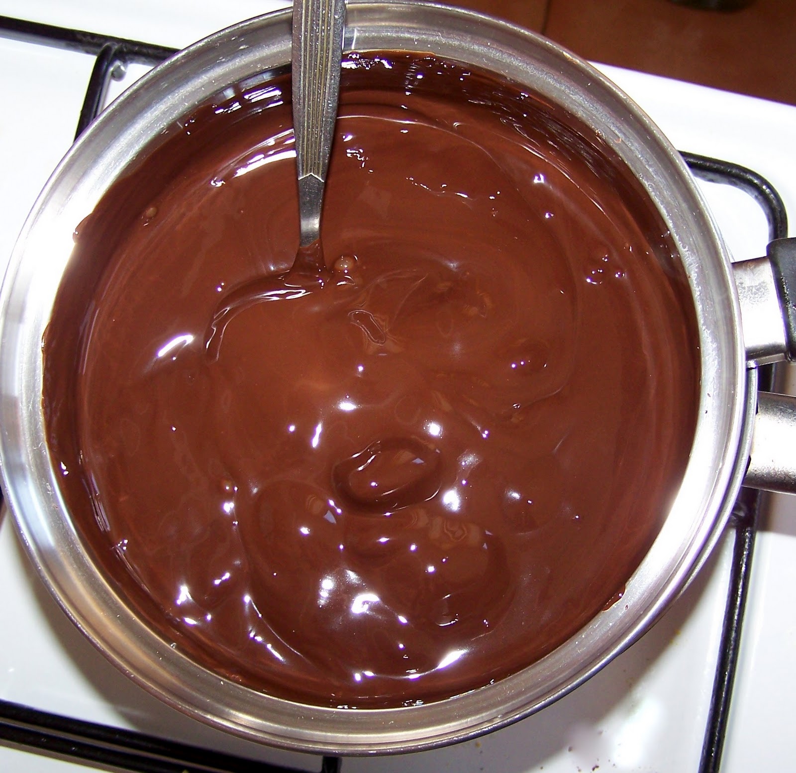 D'ale gurii pe-ntelesul tuturor: TORT MICKEY MOUSE