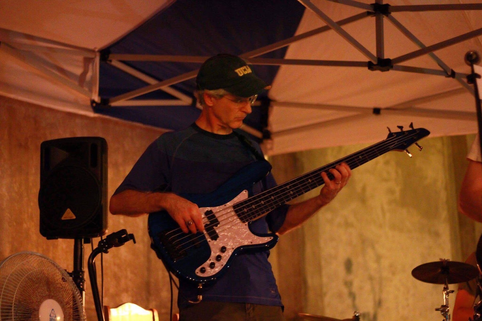 2016/12/02(五)爵士演奏會：《狂野節奏藍調》Muddy Wolfe｜Accupass 活動通