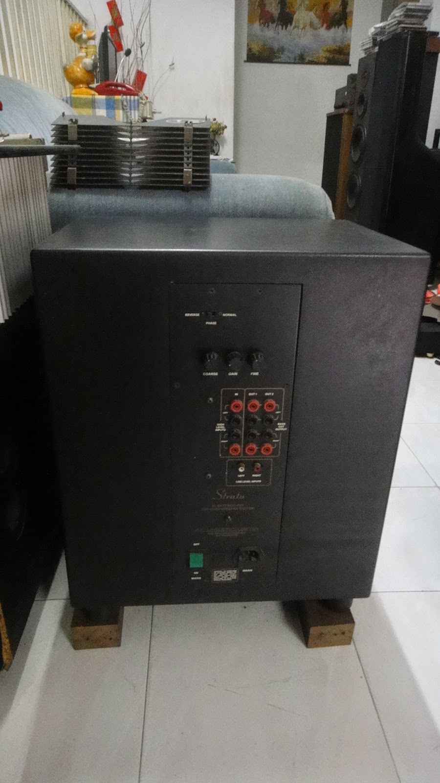 REL Starta subwoofer (Used)SOLD