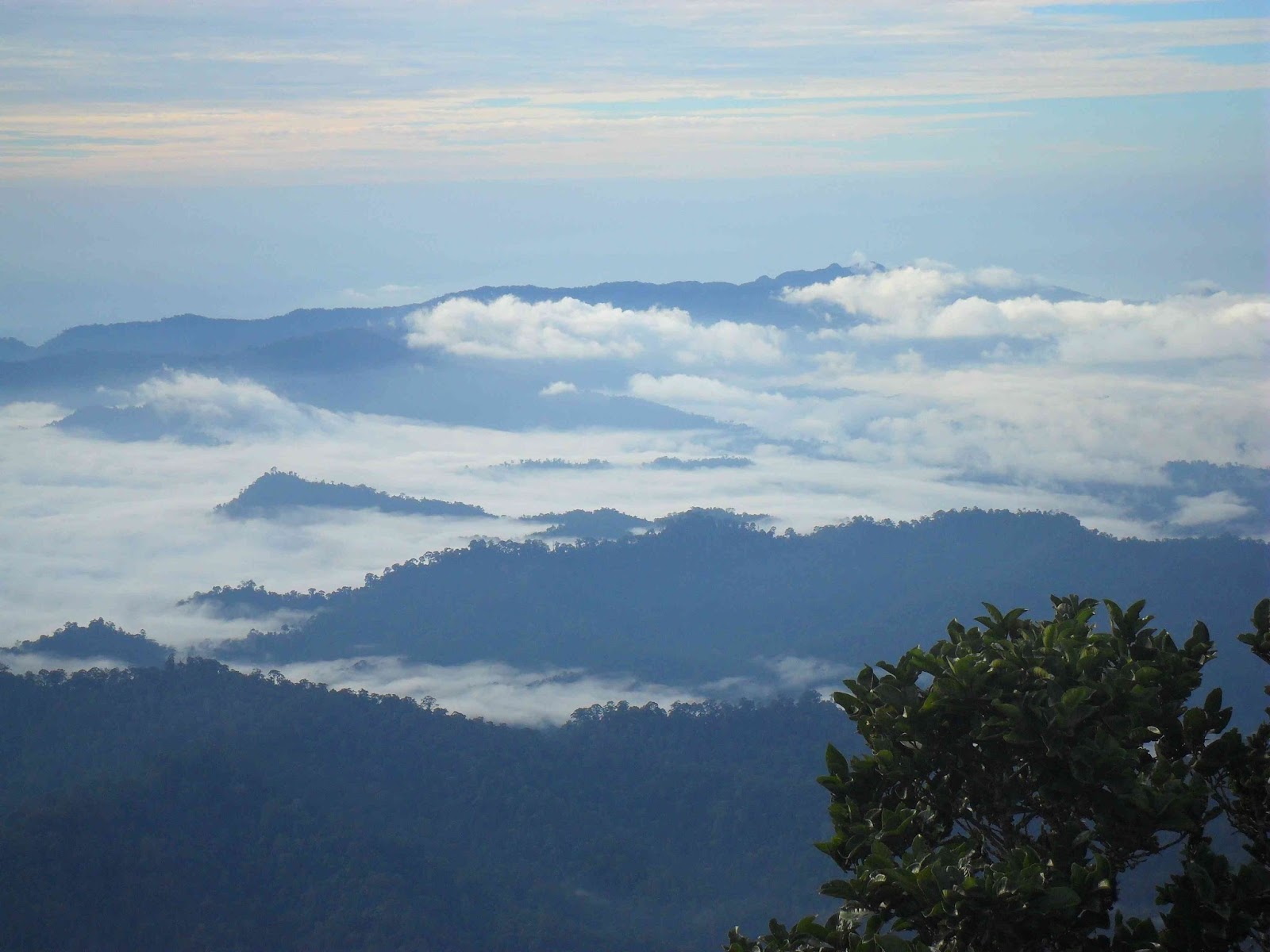 Pencinta Alam Galam Hijau (GALAU): PENDAKIAN MERAH PUTIH NASIONAL ...