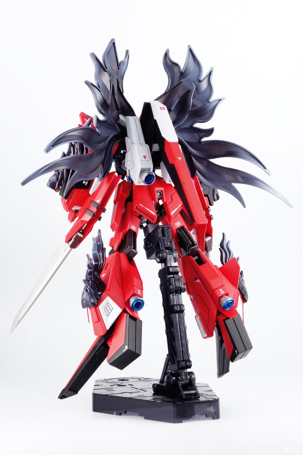 Custom Build: HG 1/144 "Blade of Guren" Lightning Z Gundam "Crimson edge"
