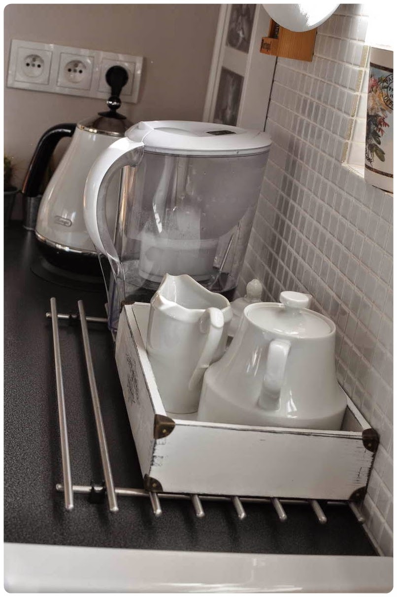 103 metry: 54. Drewniana taca na utensylia kuchenne. Nieudany transfer