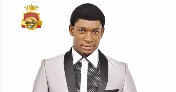 Gospel Artistes' Biography: STEVE CROWN'S BIO