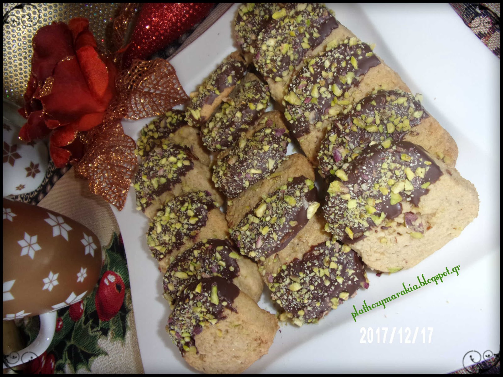 ΠΛΑΘΩ ΖΥΜΑΡΑΚΙΑ ΜΕ ΤΑ ΔΥΟ ΧΕΡΑΚΙΑ ..: ΜΠΙΣΚΌΤΑ-COOKIES ΜΕ ΦΥΣΤΙΚΙΑ ...