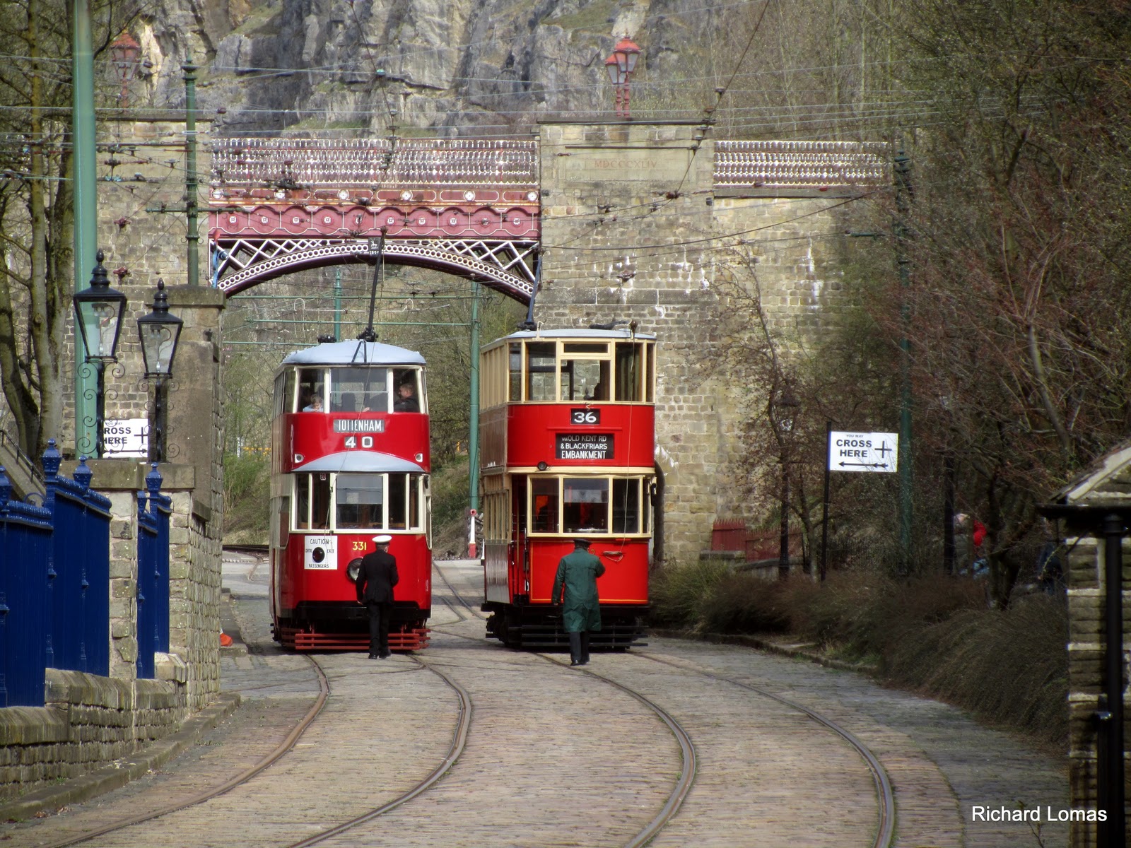 Richard's Tram Blog: Two red London trams