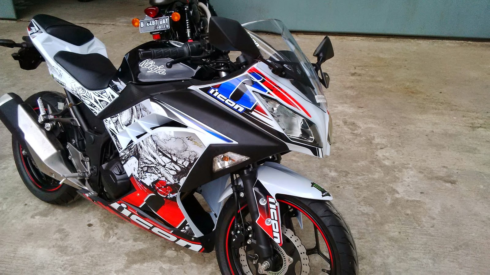 Decal stickers Kawasaki Ninja 250/300Fi 12+ ICON thriller edition