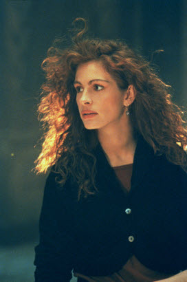 SNEAK PEEK : Columbia Plugs Into "Flatliners"