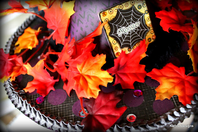 Halloween Hat centerpiece using Helmar - Helmar Creative Team