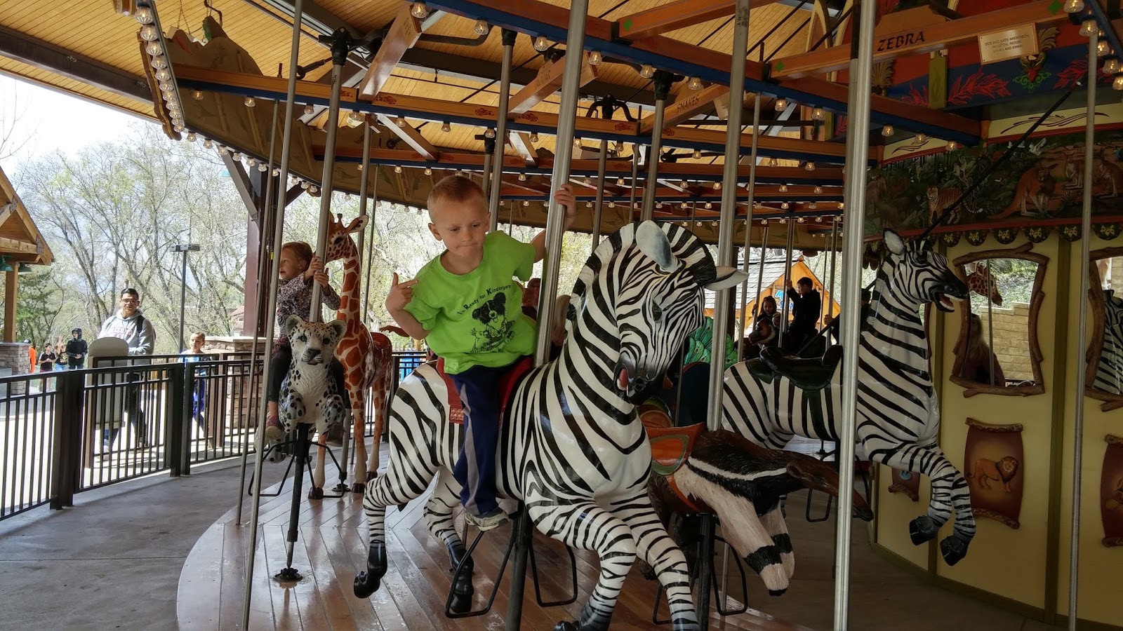 Happy Days!: Hogle Zoo and Tahiti