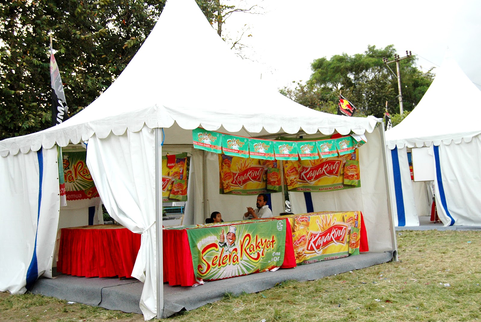 SEWA TENDA DAN PERALATAN PESTA DI BALI: TENDA SARNAFIL/ KERUCUT DI BALI