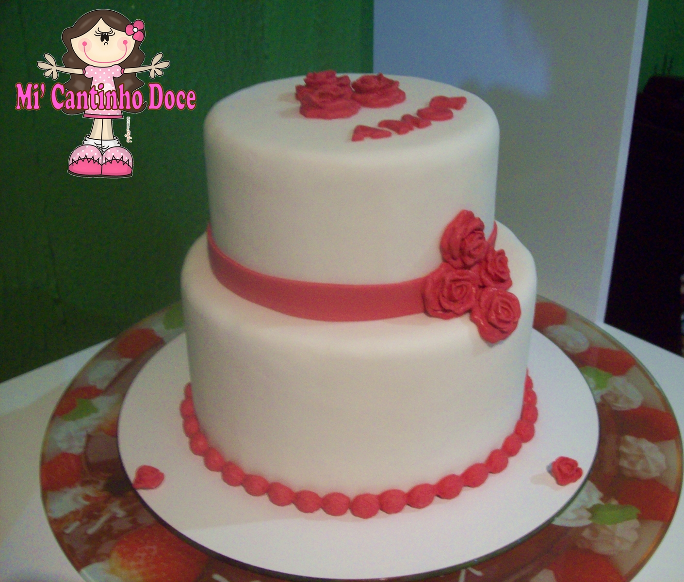 Mi' Cantinho Doce e Festas: Bolo Amor