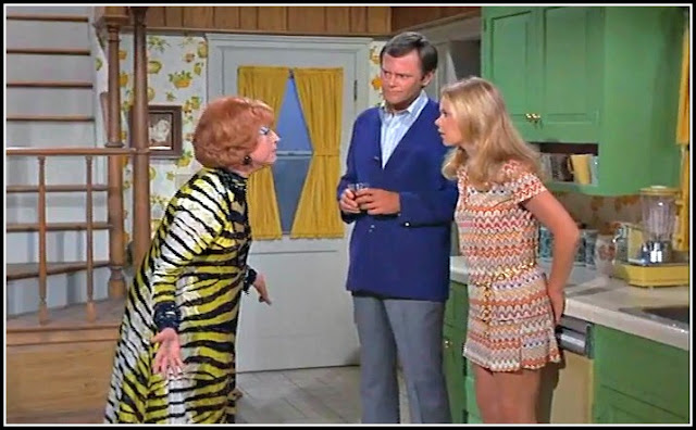 21 Rosemary Lane: The Charming Homes of "Bewitched"