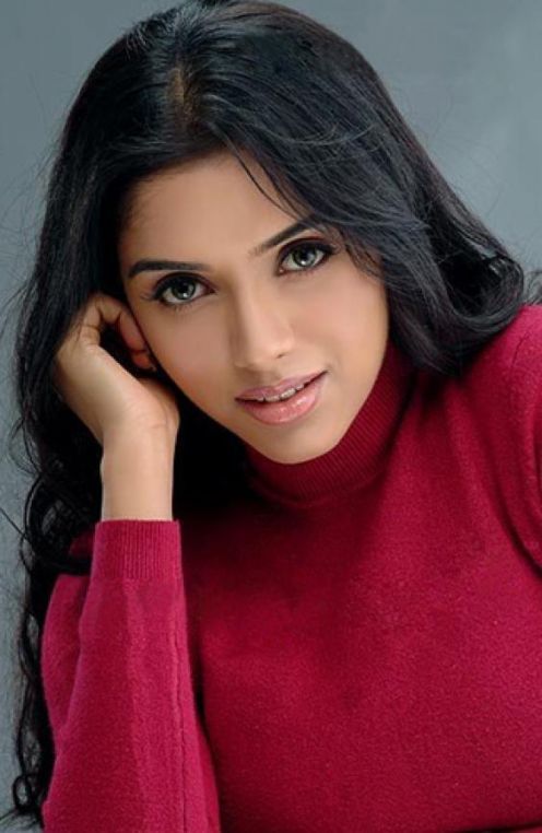 Asin: Asin Cute Pictures » Real Indian Beauty