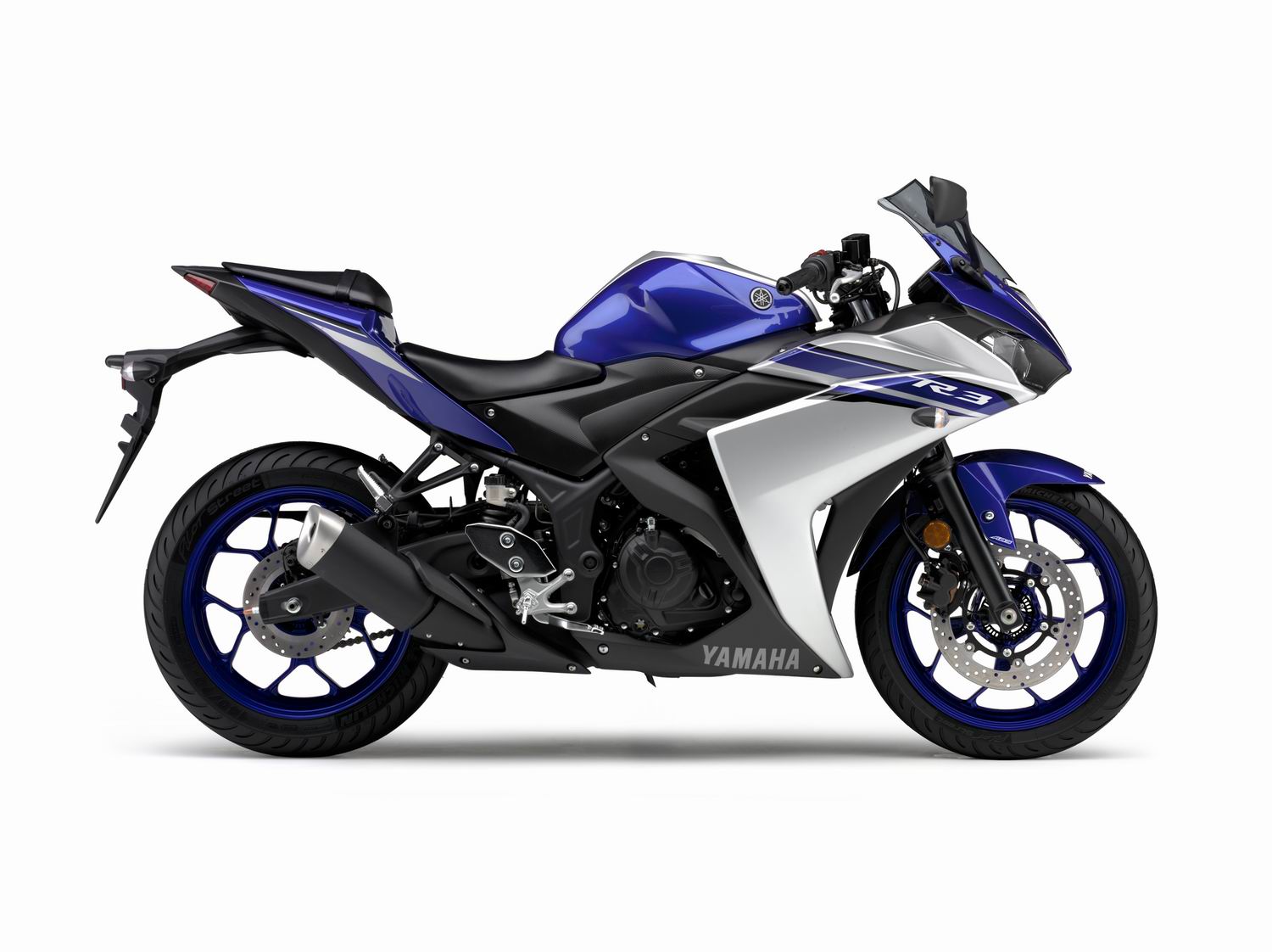 2016年YAMAHA YZF-R3 新色發表