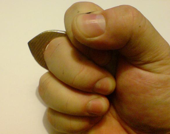 WeaponCollector's Knuckle Duster and Weapon Blog: Small One Finger ...