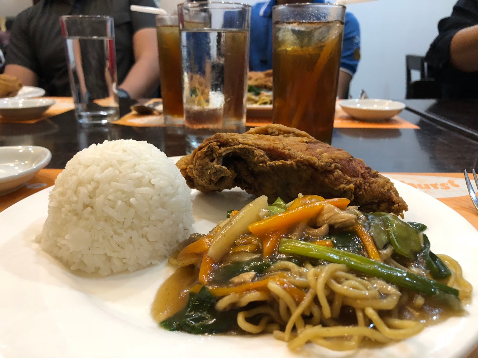 Unli-Fried Chicken This Weekend at Sunburst Fried Chicken - Centrio ...