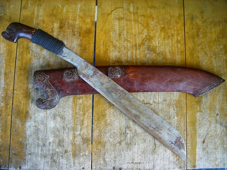 umma.yii :): Senjata Tradisional Sundu