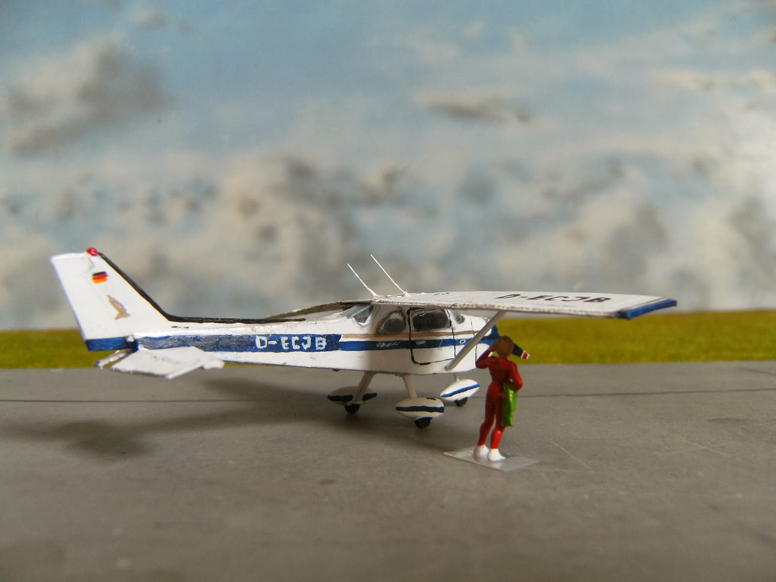 Happyscale-Modellbau: Cessna 172 Skyhawk - papermodel 1/72