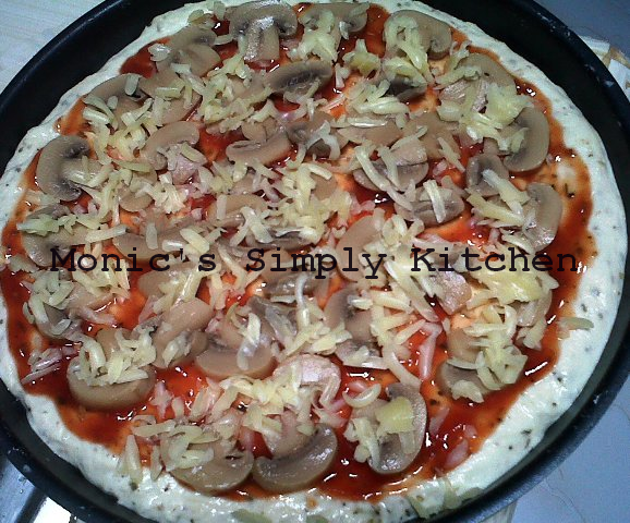 Pizza Topping Jamur (Mushroom Pizza) - Monic's Simply Kitchen