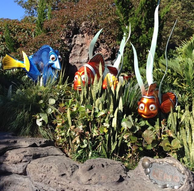 Disney Musings: Epcot's The Seas with Nemo and Friends Ride