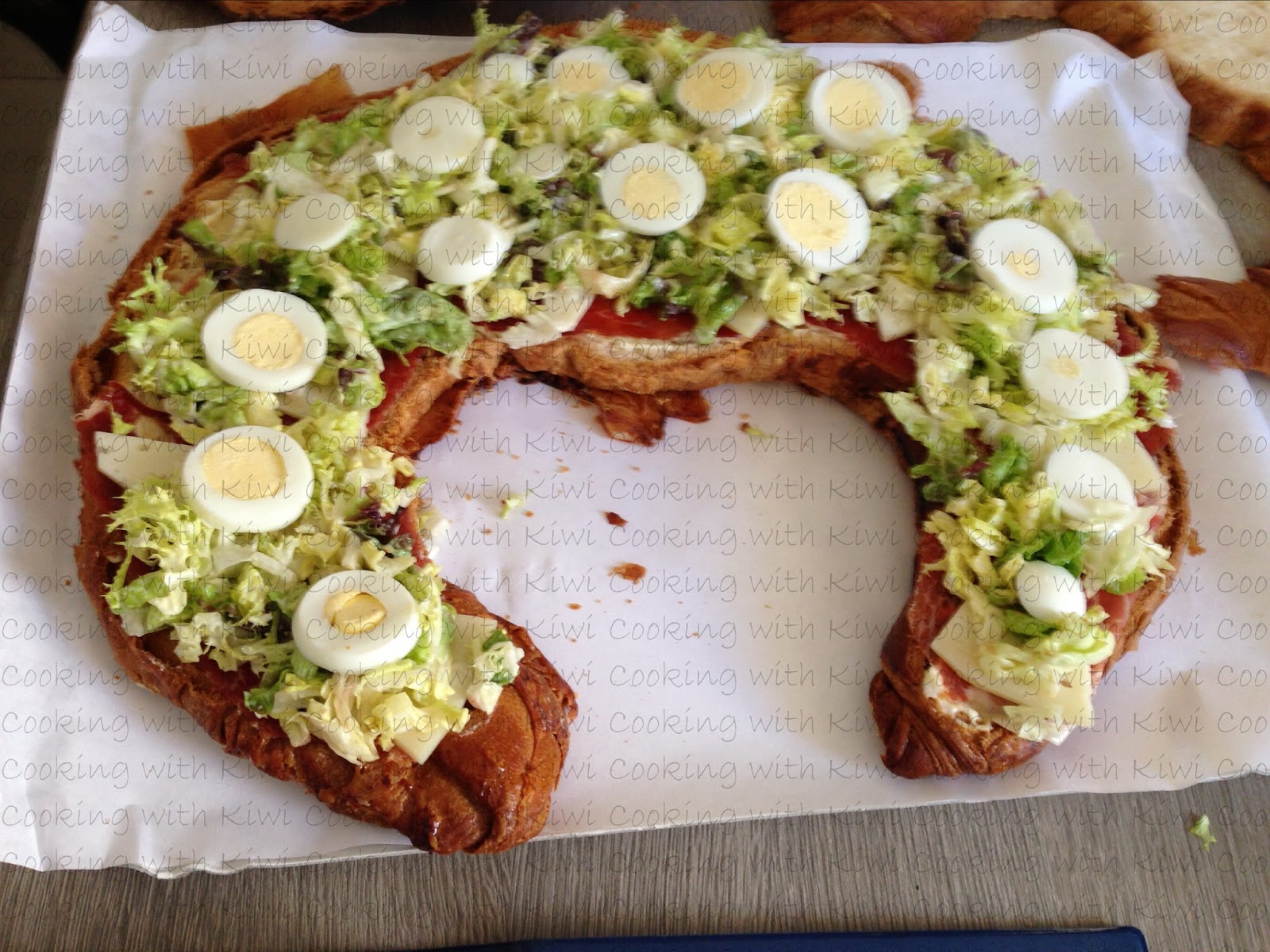 COOKING WITH KIWI: CROISSANT RELLENO