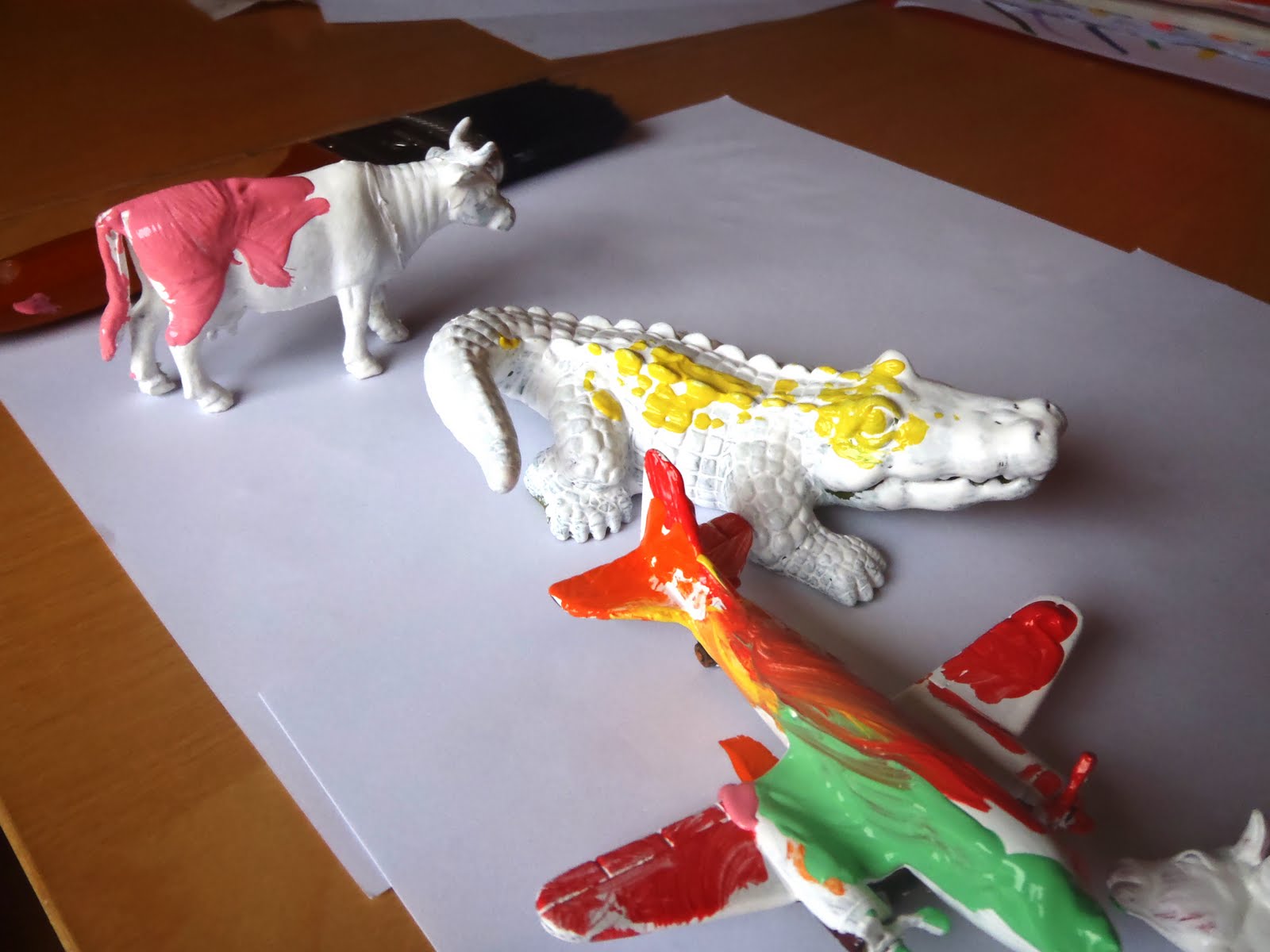 A Little Learning For Two: Prime & Paint - Object Canvases