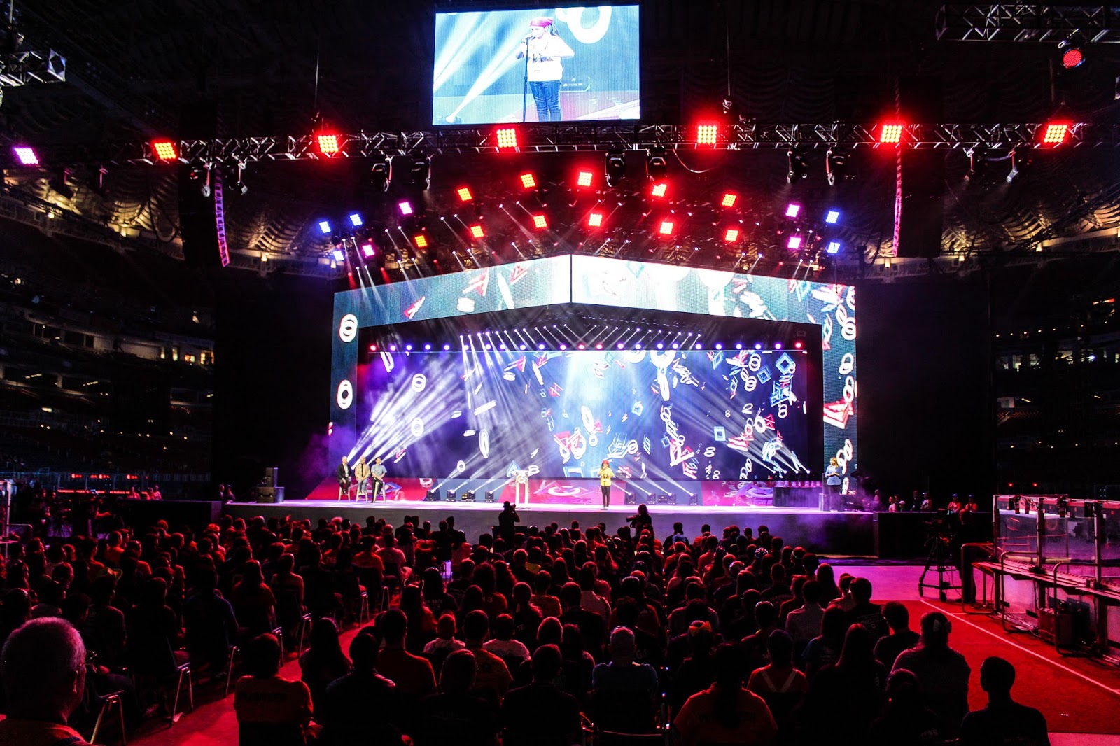 HARMAN Martin Professional’s Dynamic Lighting Fixtures Streamline the ...