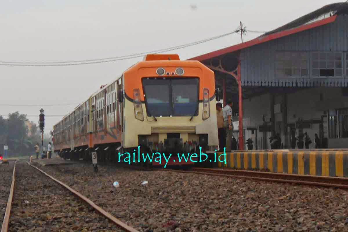 Kereta Api Arjuno Ekspres 2016 | Blognya Agus Setya Fakhruddin