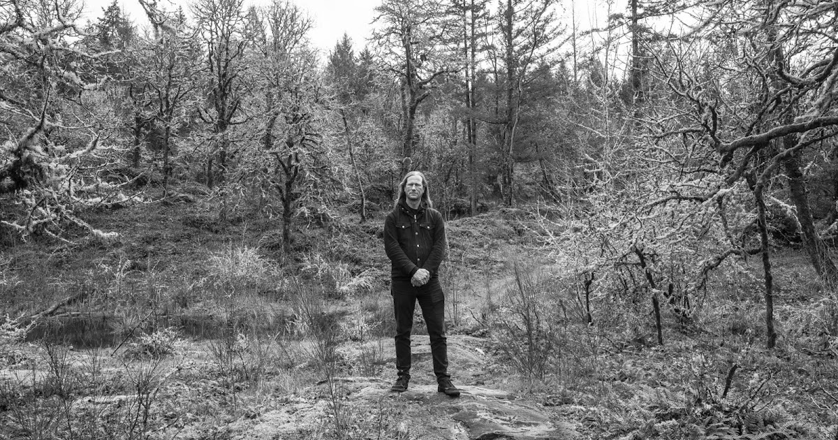 Daniel Menche official