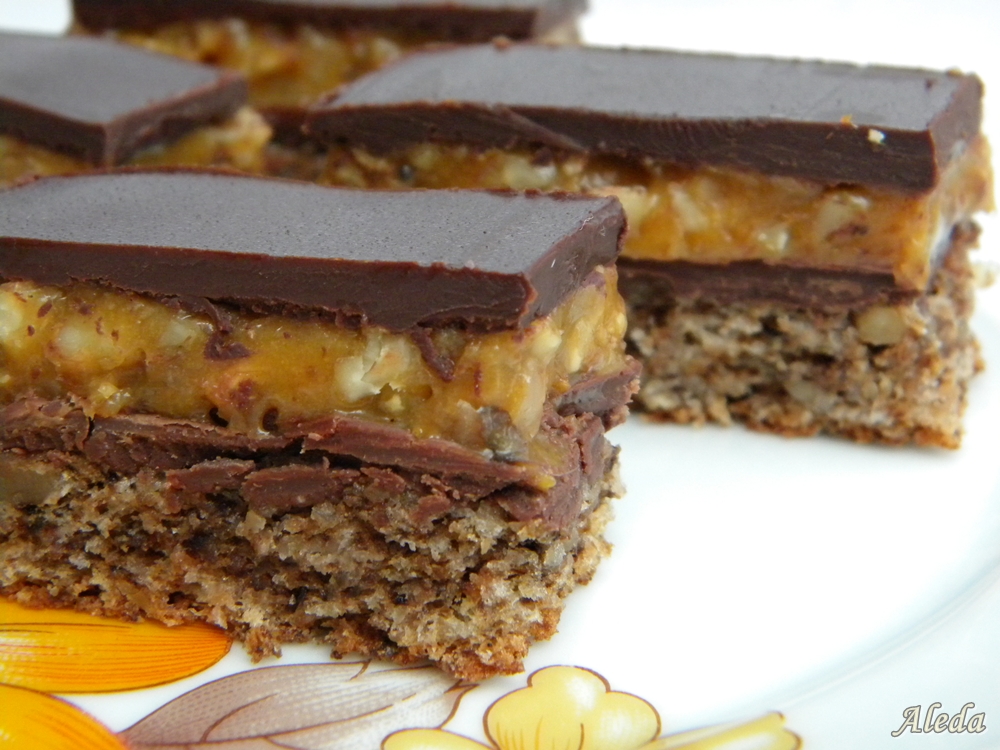 Aleda konyhája: Snickers sütemény