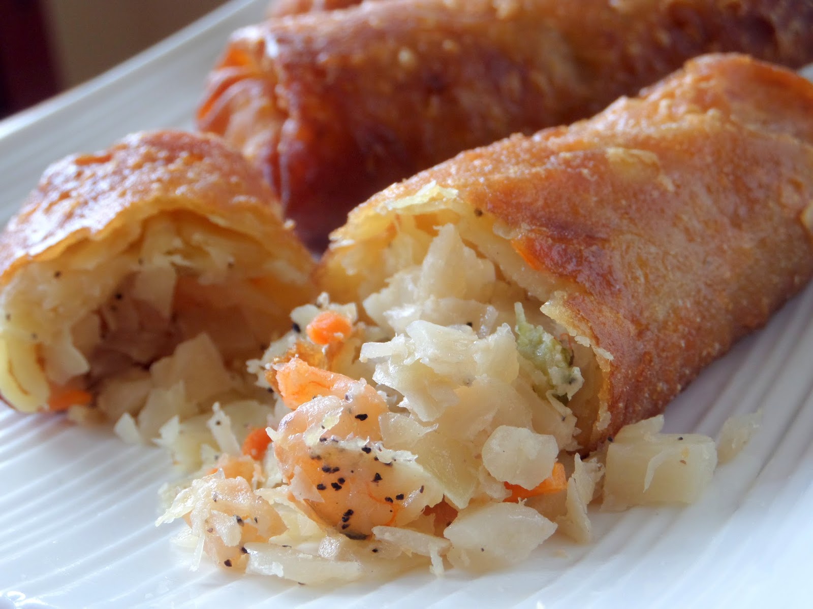 Welcome Home Blog: Shrimp Egg Rolls