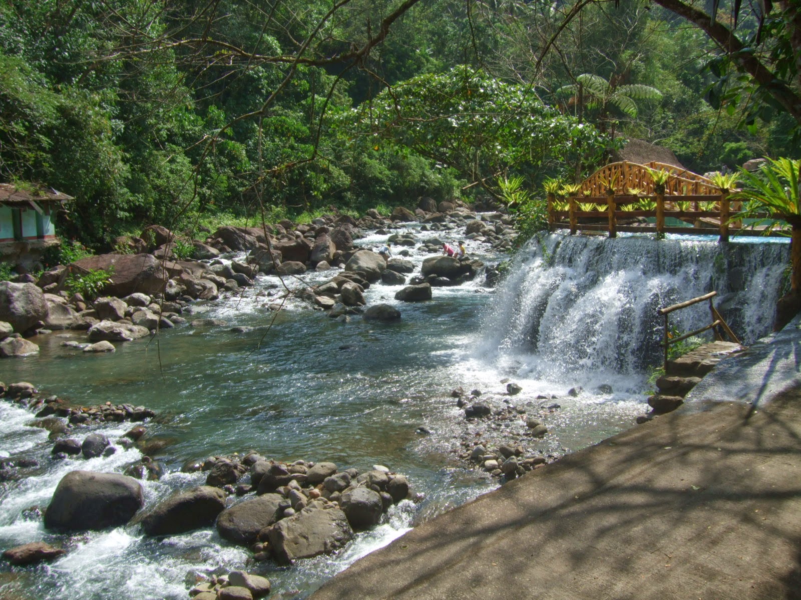 A Trio of Wanderlust Friends: Dalitiwan Resort in Majayjay, Laguna