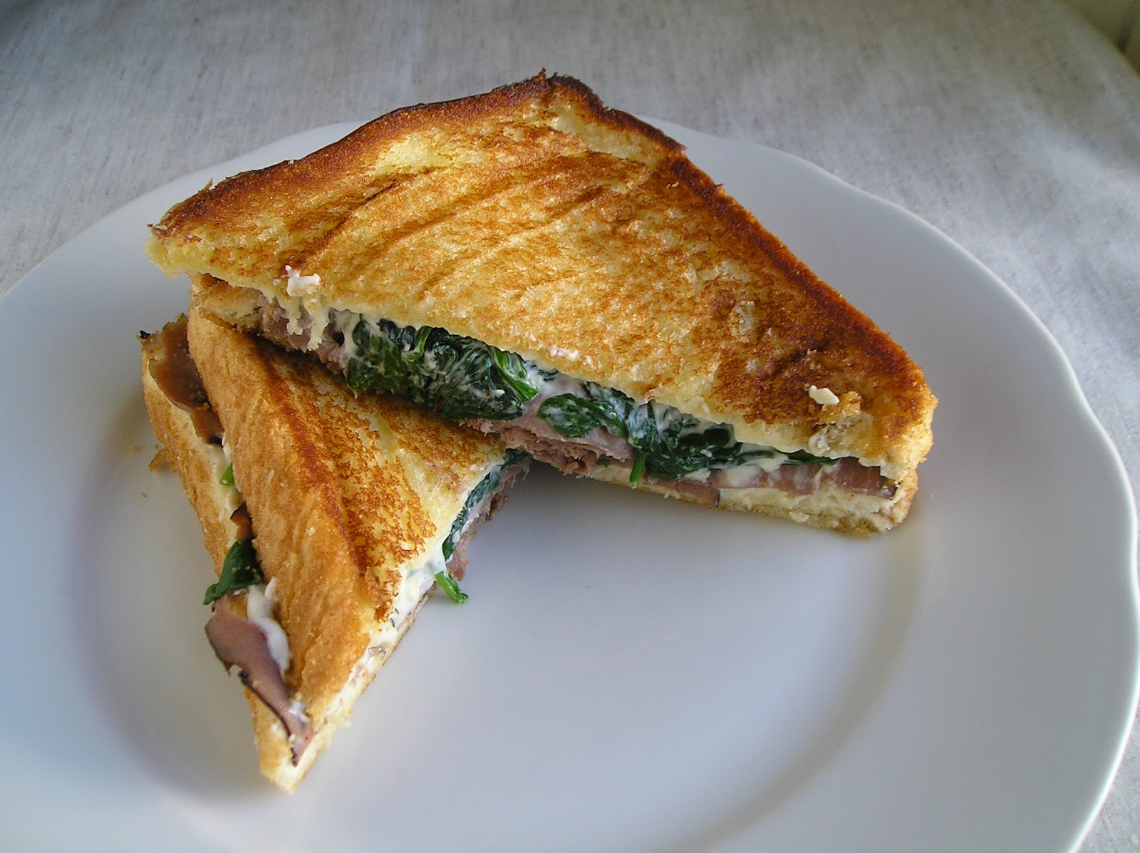 Crazy Cooking Challenge: Smoky Steakhouse Grilled Cheese Sandwiches ...